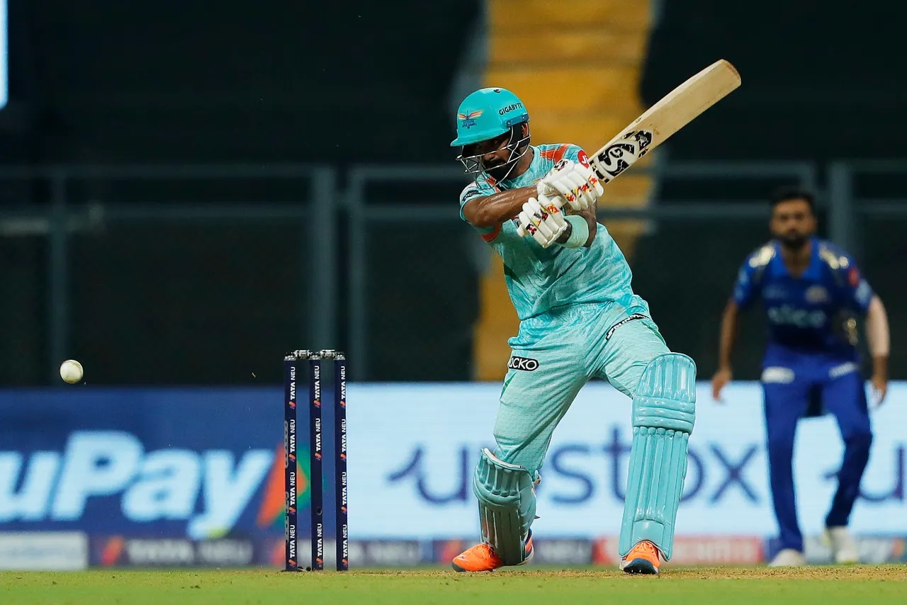 IPL 2022, LSG vs MI | Twitter reacts to KL Rahul's shot nearly hitting ...