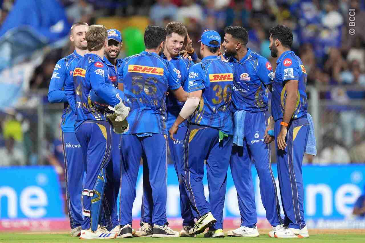 MI vs DC | Twitter applauds Mumbai Indians’ clinical performance to ...